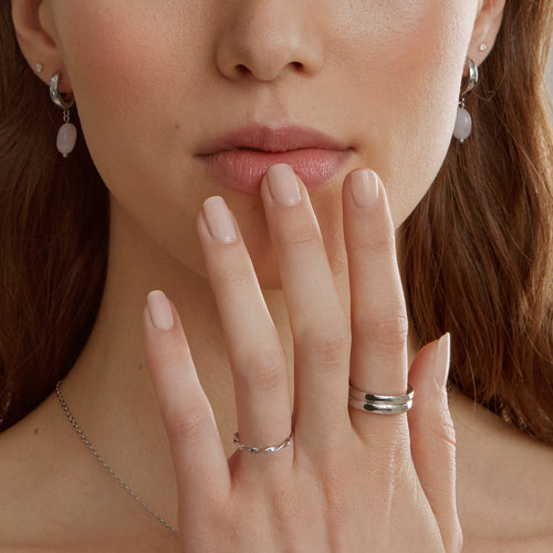 Twenty Compass | Bijoux minimalistes et tendances, à prix justes.